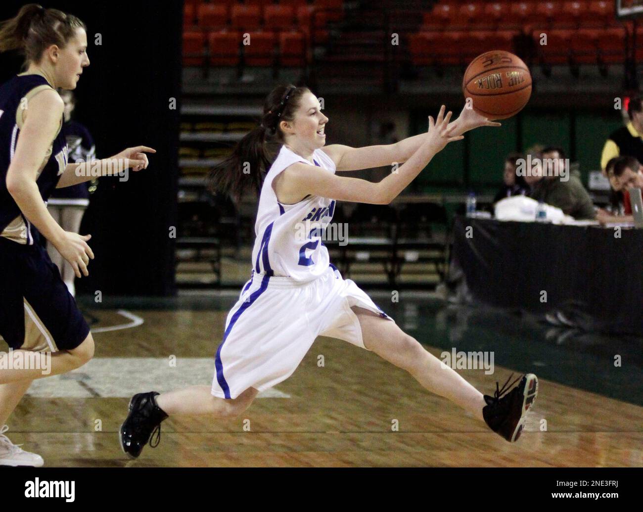 Alaska basketball state hi-res stock photography and images - Alamy