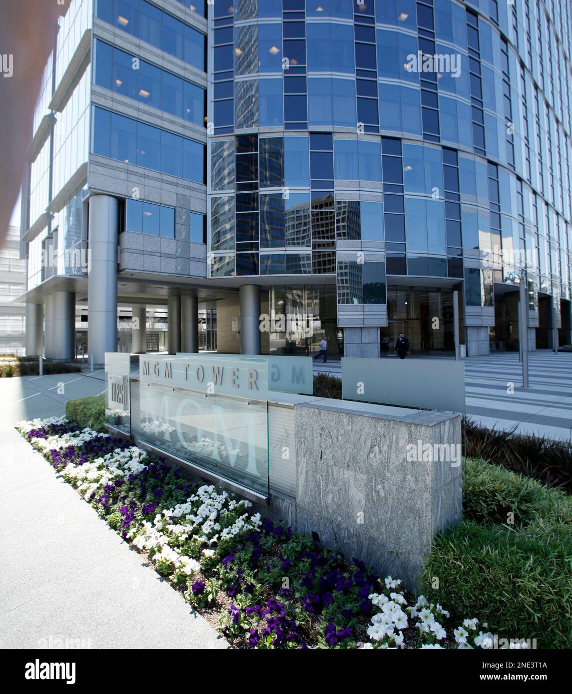 The MGM corporate headquarters building in the Century City district of ...