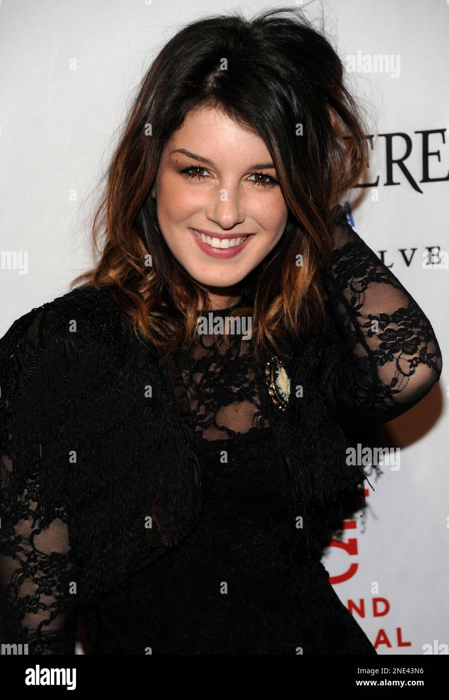 Actress Shenae Grimes arrives at the Chelsea Handler "Chelsea Chelsea ...