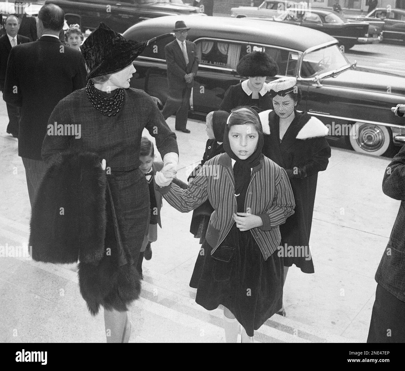 Zsa Zsa Gabor arrives at Church of the Blessed Sacrament for funeral ...