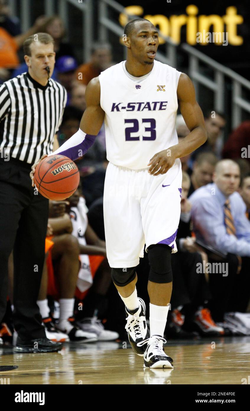 Kansas State forward Dominique Sutton dribbles the ball during the ...