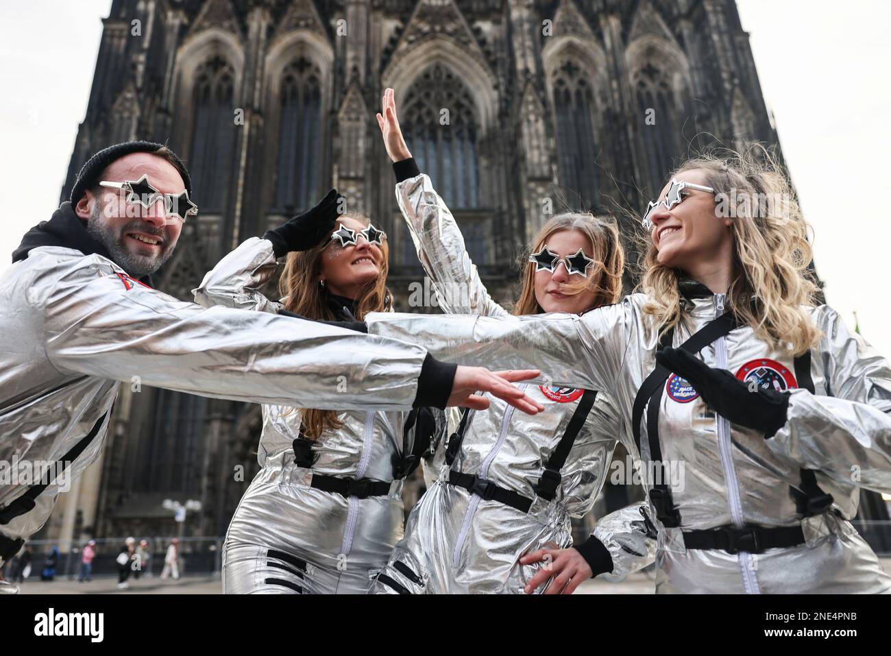 Cologne, Germany. 16th Feb, 2023. Carnivalists dressed as astronauts ...