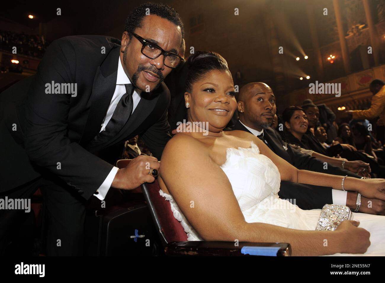 Lee Daniels talks to Mo'Nique at the 41st NAACP Image Awards on Friday ...
