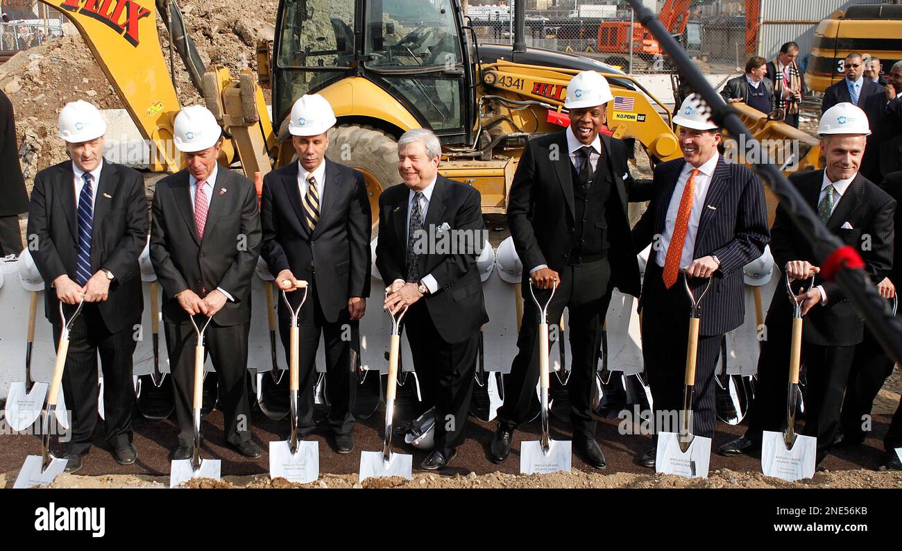 Forest City Ratner CEO Bruce Ratner, left, Mayor Michael Bloomberg ...