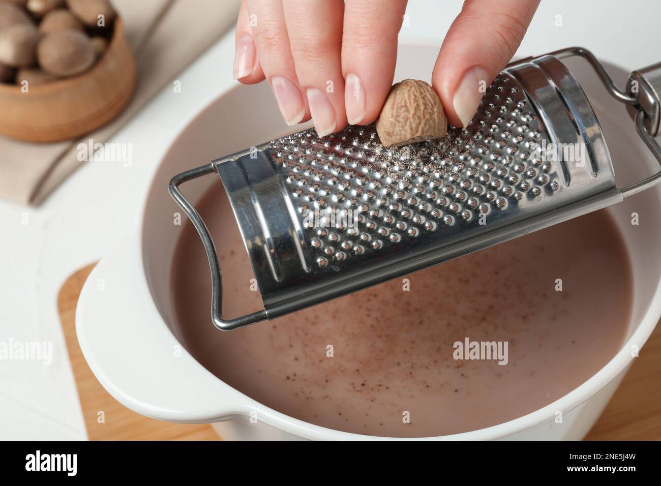 Grating nutmeg hi-res stock photography and images - Alamy