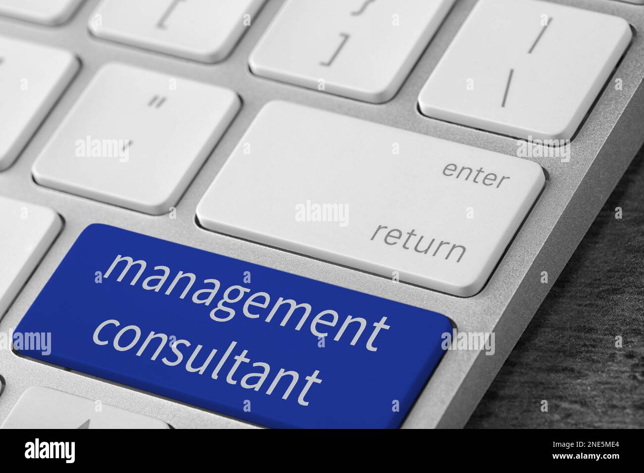 Button with text MANAGEMENT CONSULTANT on keyboard, closeup Stock Photo ...