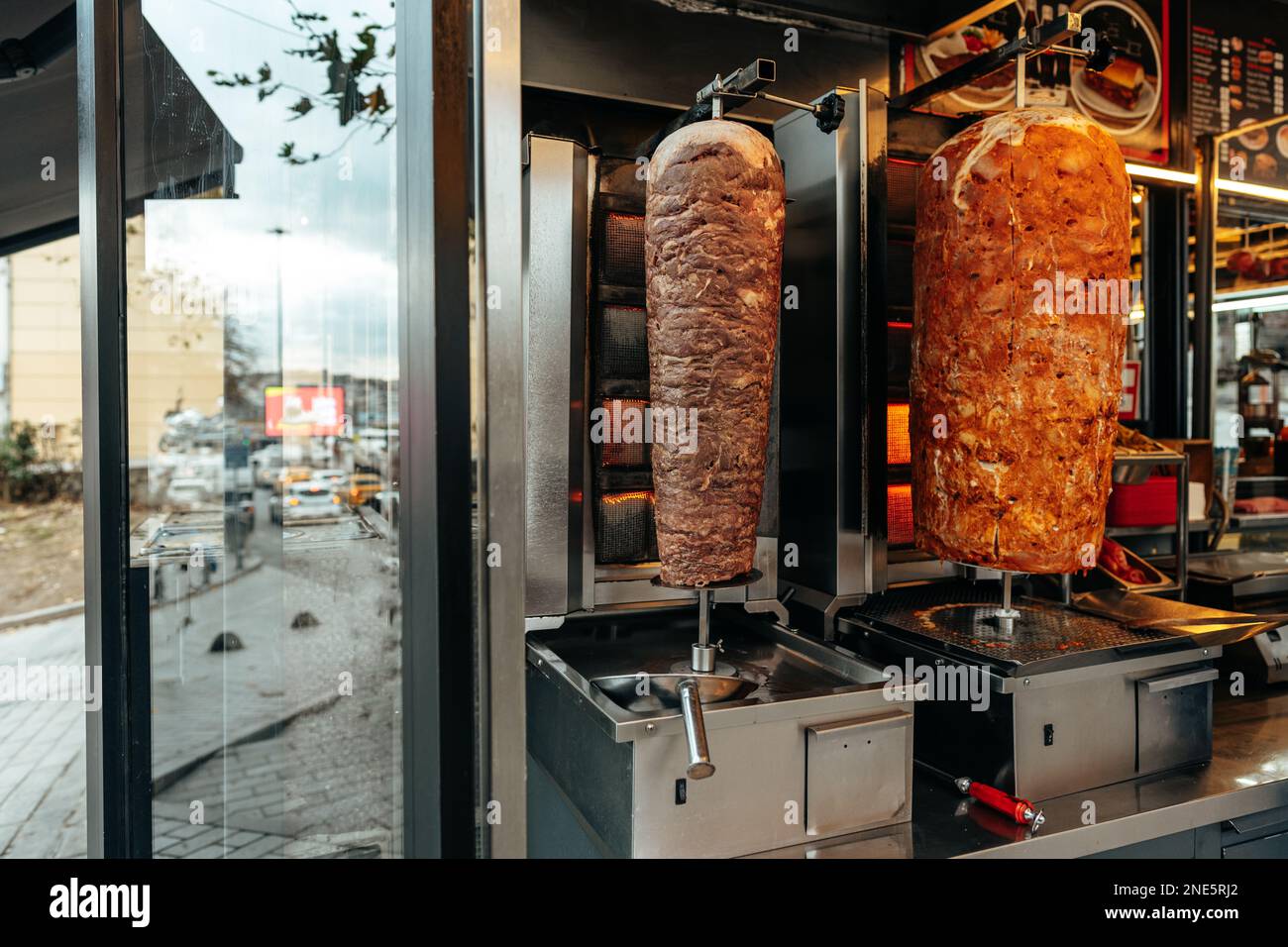 Turkish kebab street stall istanbul hi-res stock photography and images ...