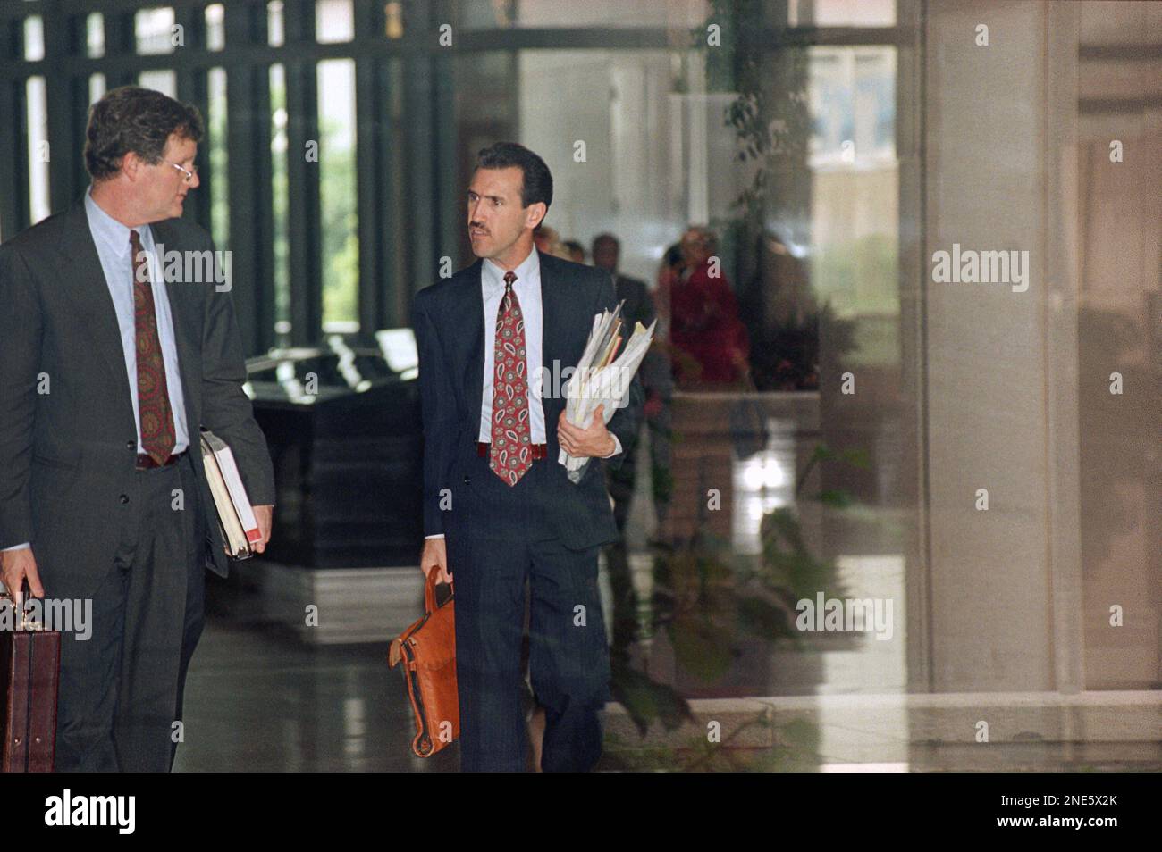 Los Angeles Police Officer Theodore Briseno walks through the federal ...
