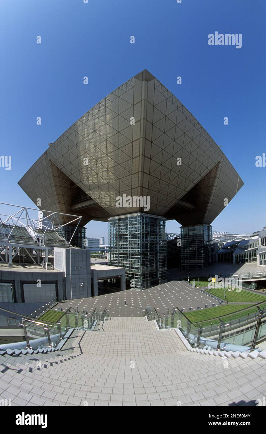 Japan, Tokyo, big site exhibition complex on Tokyo bay, a futuristic ...