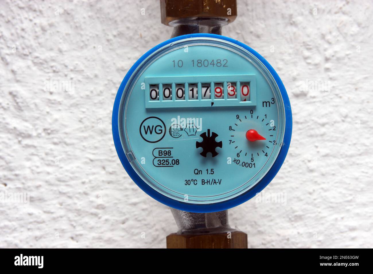 Drinking water meter hi-res stock photography and images - Alamy