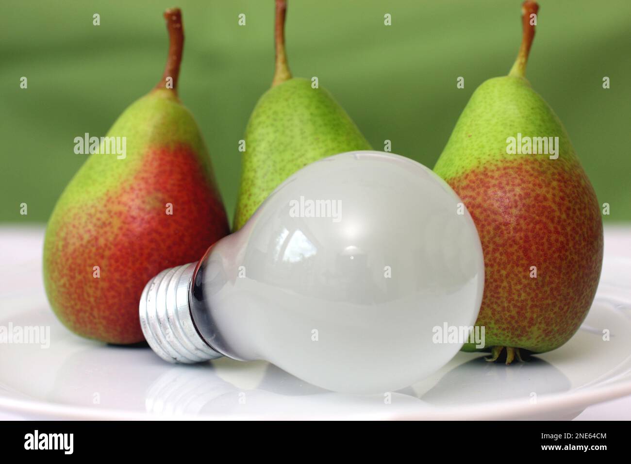 Red pears hi-res stock photography and images - Alamy