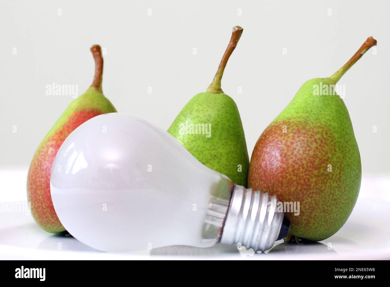 Red pears hi-res stock photography and images - Alamy
