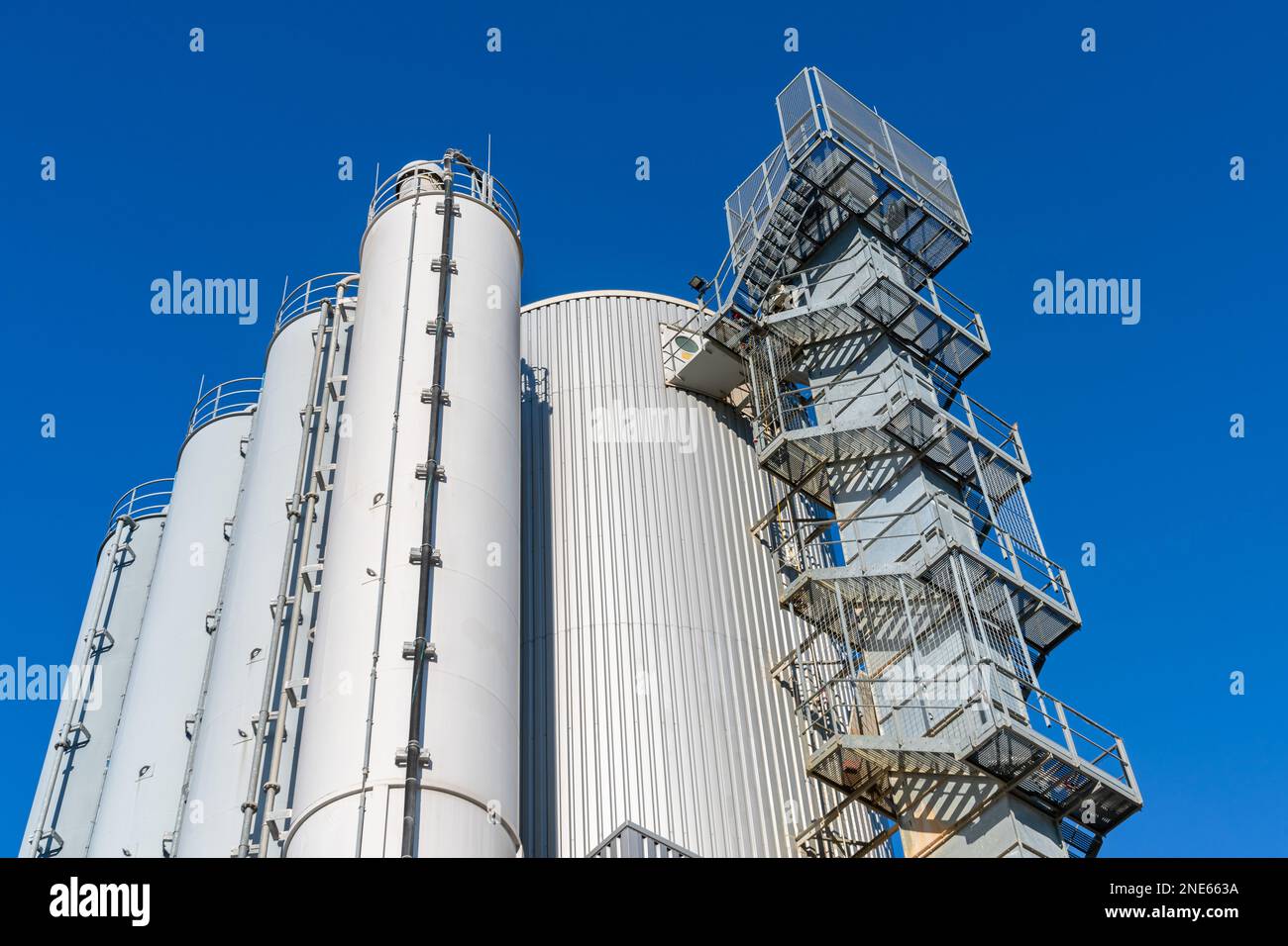 Cylindrical tower hi-res stock photography and images - Alamy