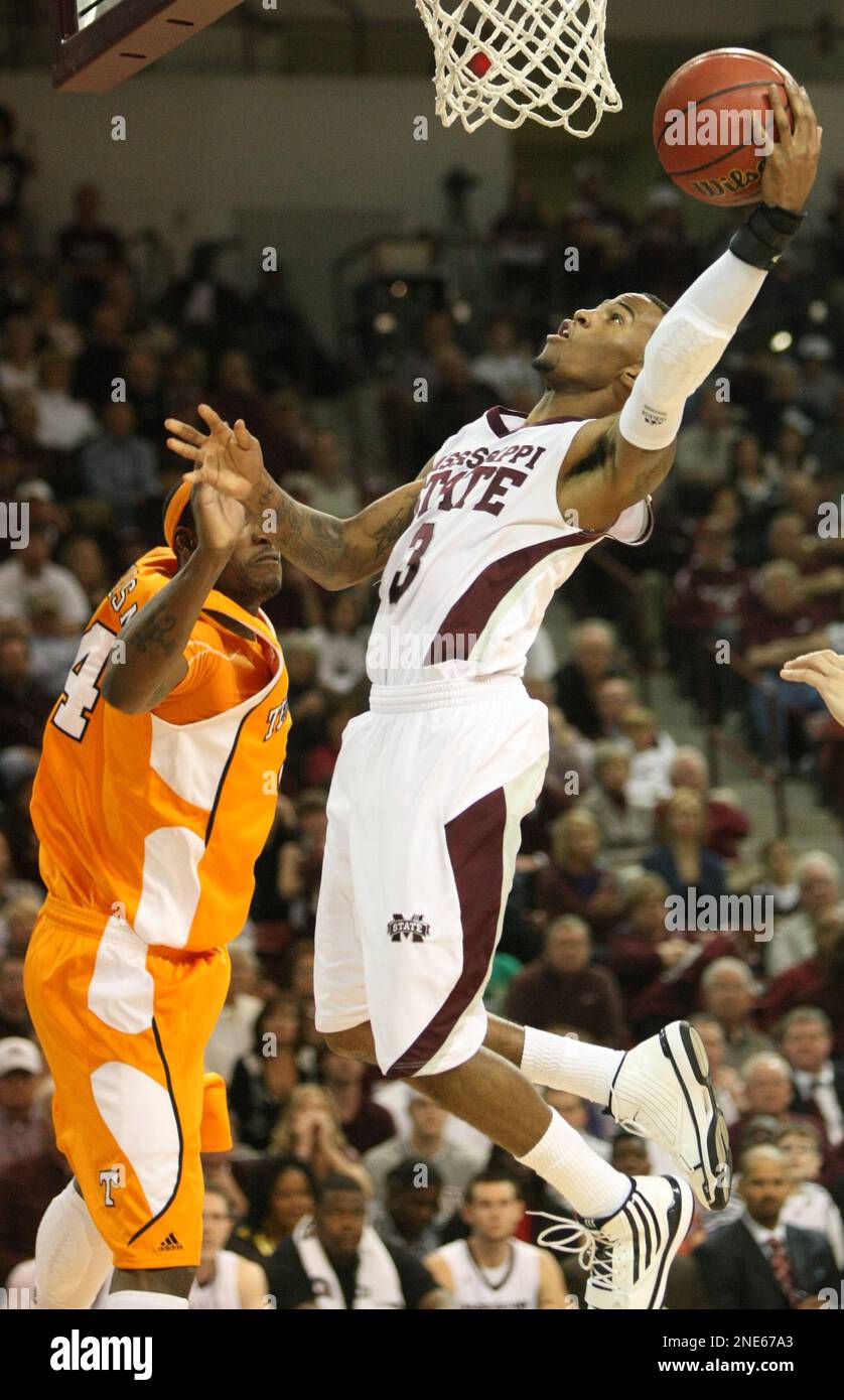 Mississippi State guard Dee Bost (3) goes in for the layup as Tennessee ...