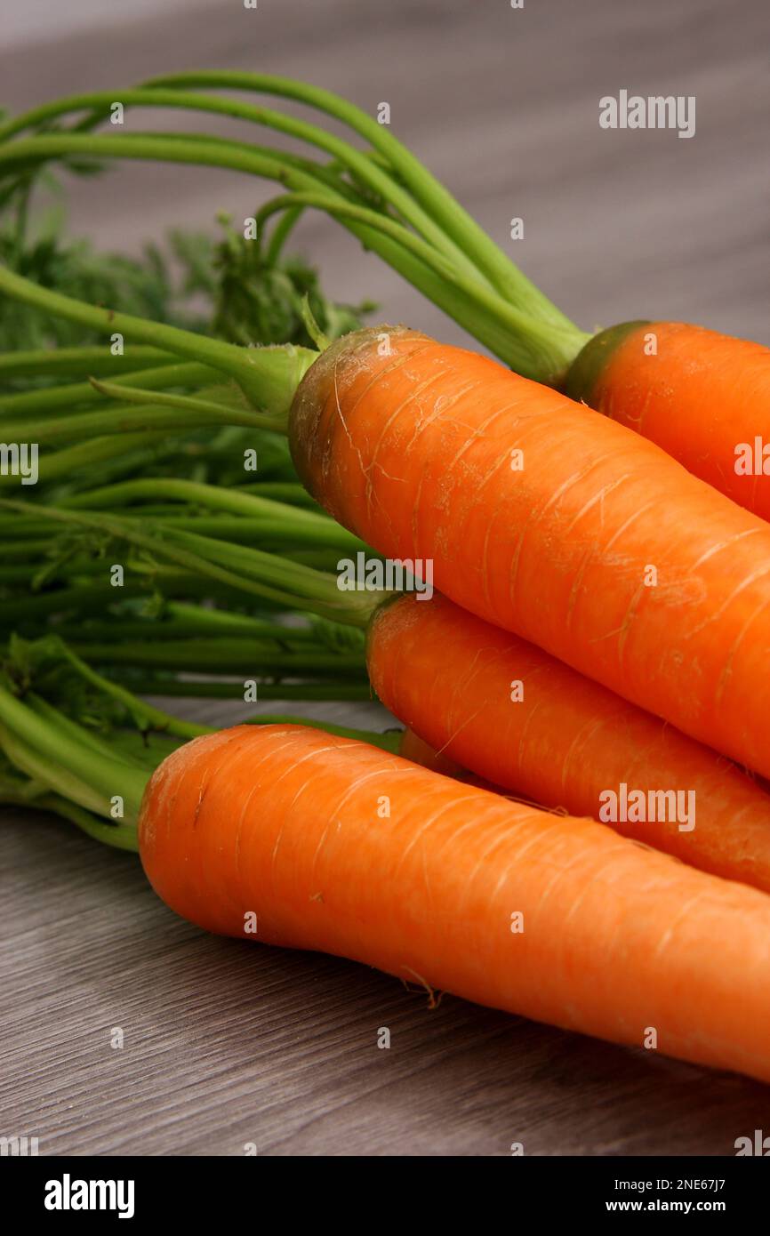 Packed carrots hi-res stock photography and images - Alamy