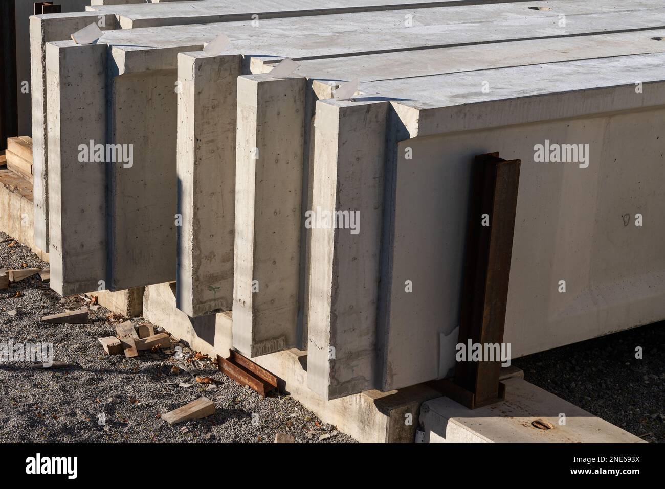 Reinforced concrete panels hi-res stock photography and images - Alamy