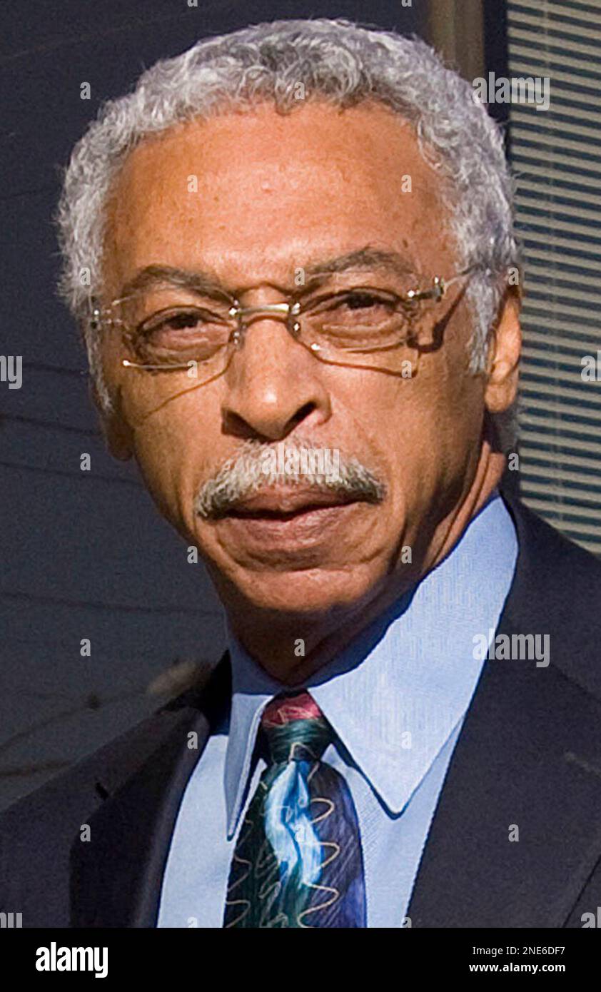 FILE - In this Oct 19, 2009 file photo, Birmingham Mayor Larry Langford ...