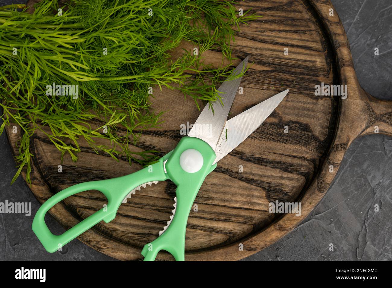 Herb scissors cutting dill hi-res stock photography and images - Alamy