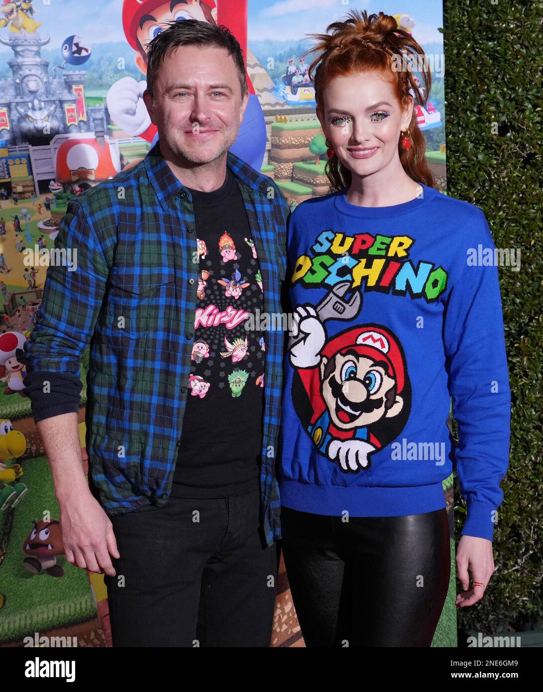 (L-R) Chris Hardwick and Lydia Hearst at the Universal Studios ...
