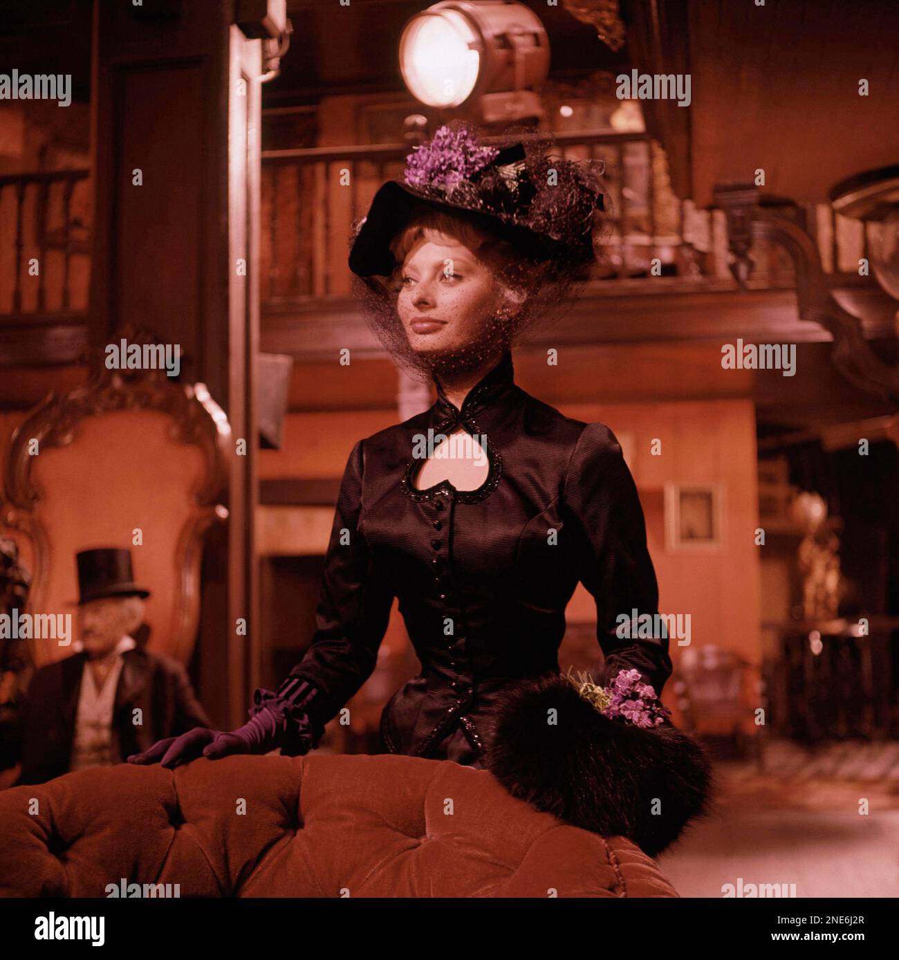 Actress Sophia Loren in costume, on set for movie ?Heller With a Gun ...