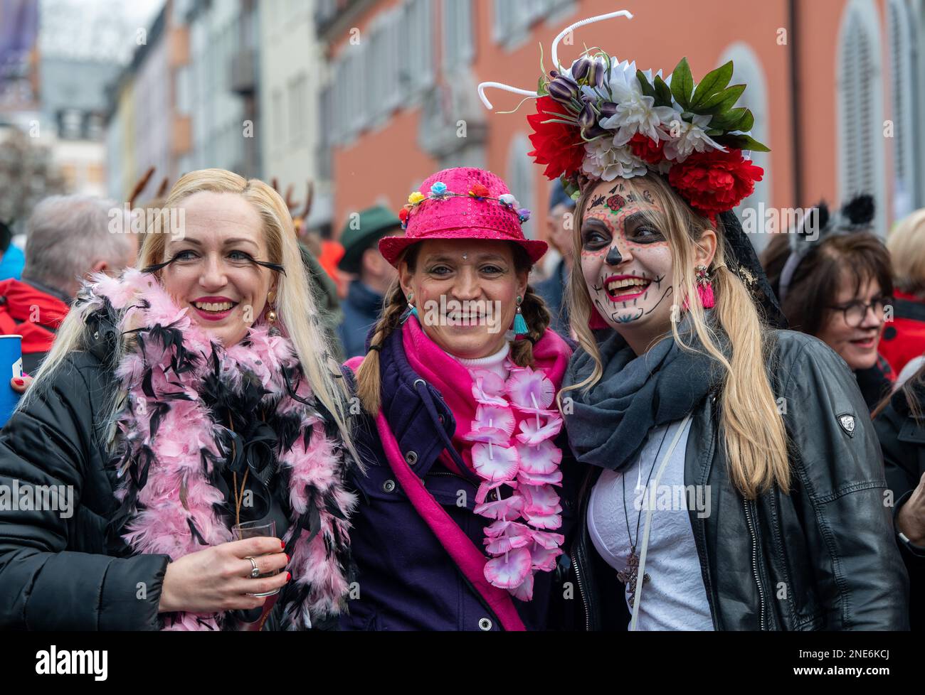 Wittlich, Germany. 16th Feb, 2023. Carnivalists celebrate on ...