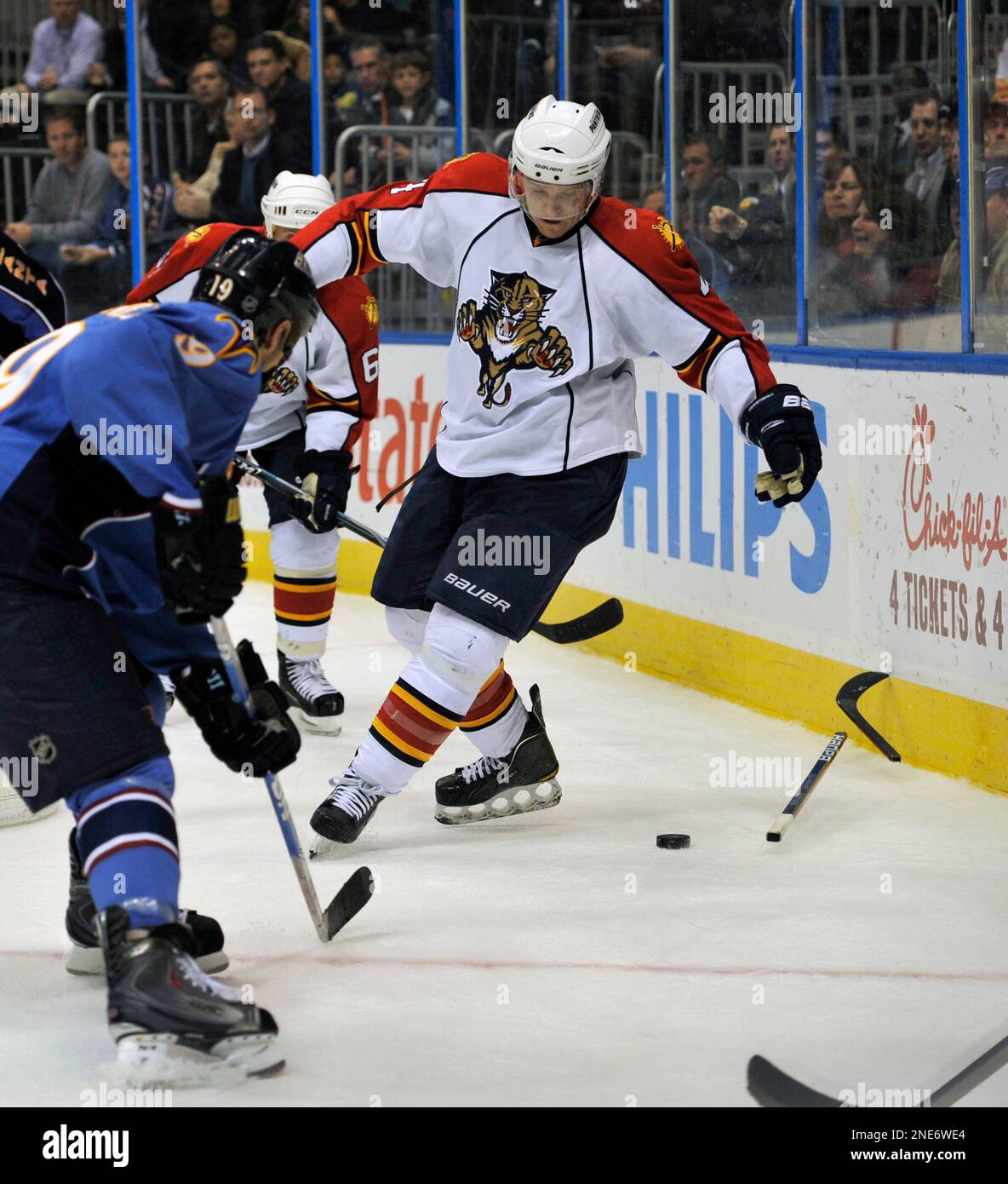 Florida Panthers defenseman Dennis Seidenberg (4), of Germany ...