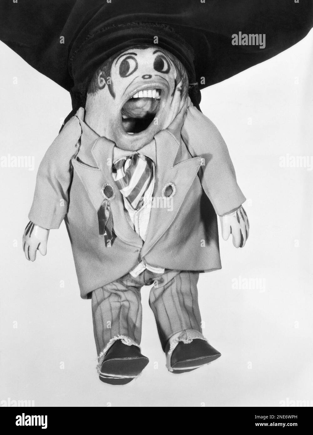 This is Oswald as he appears on television screens in the TV circus ...