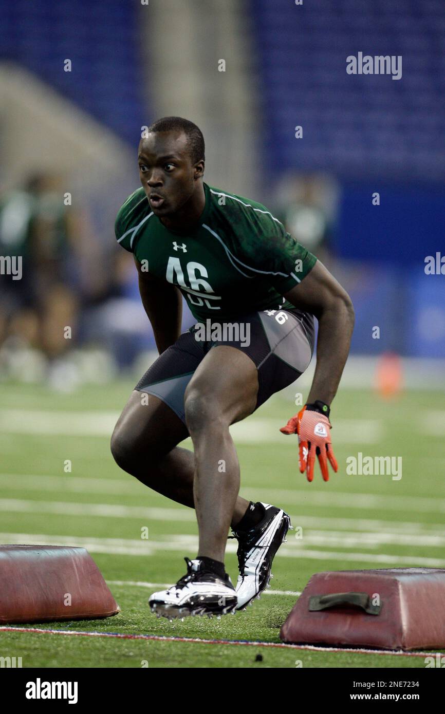 Clemson's Ricky Sapp runs a drill at the NFL football scouting combine ...