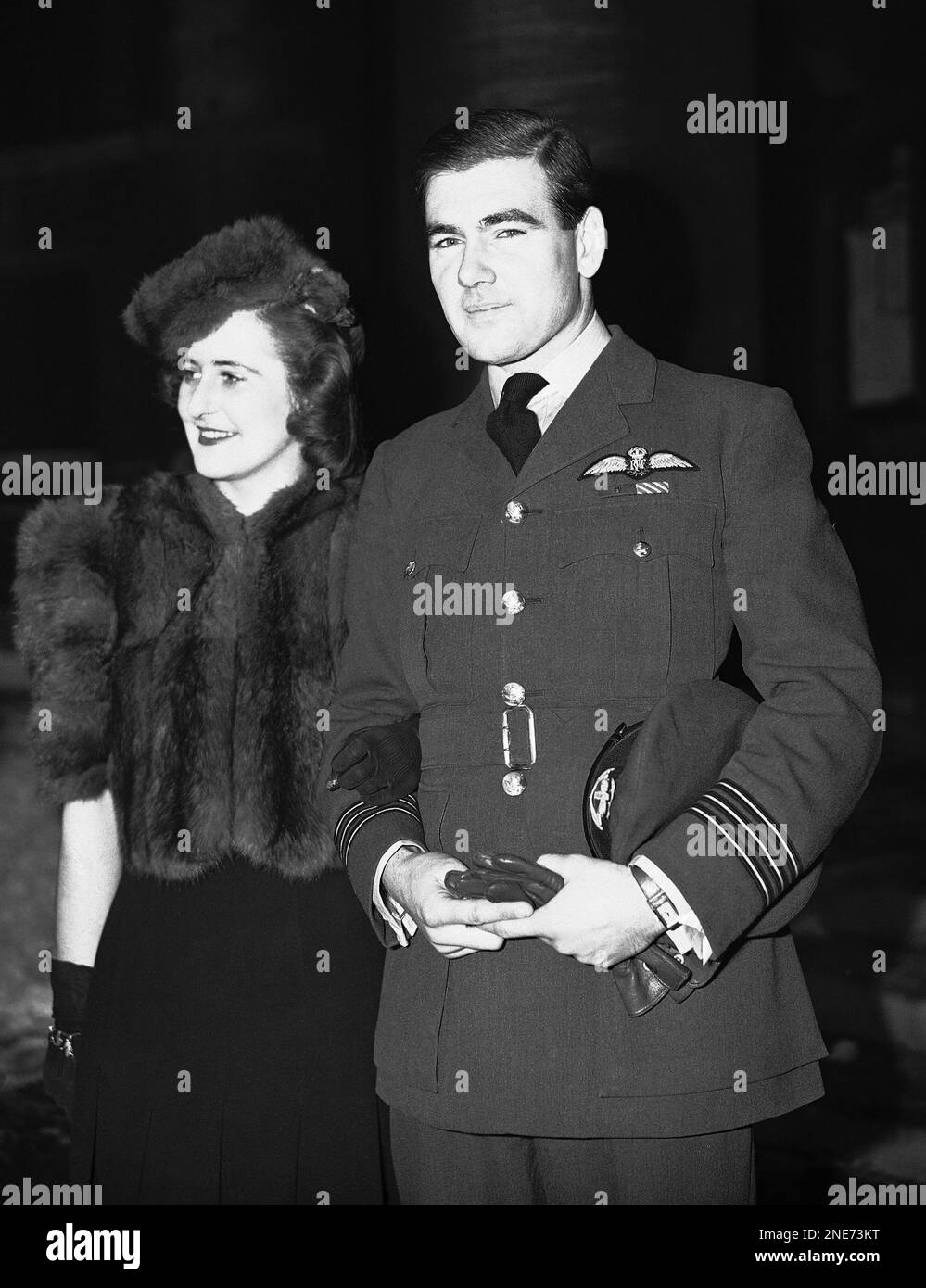 Wing-Commander H.I. Edwards, 27-year-old Australian, Victoria Cross ...