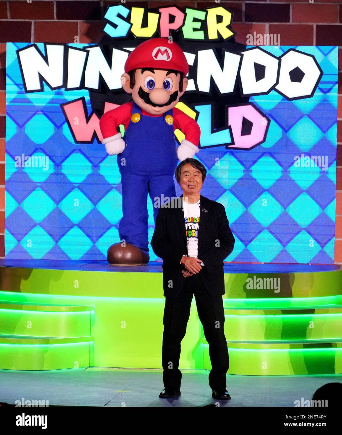 Los Angeles, USA. 15th Feb, 2023. (L-R) Mario and Nintendo Creative ...