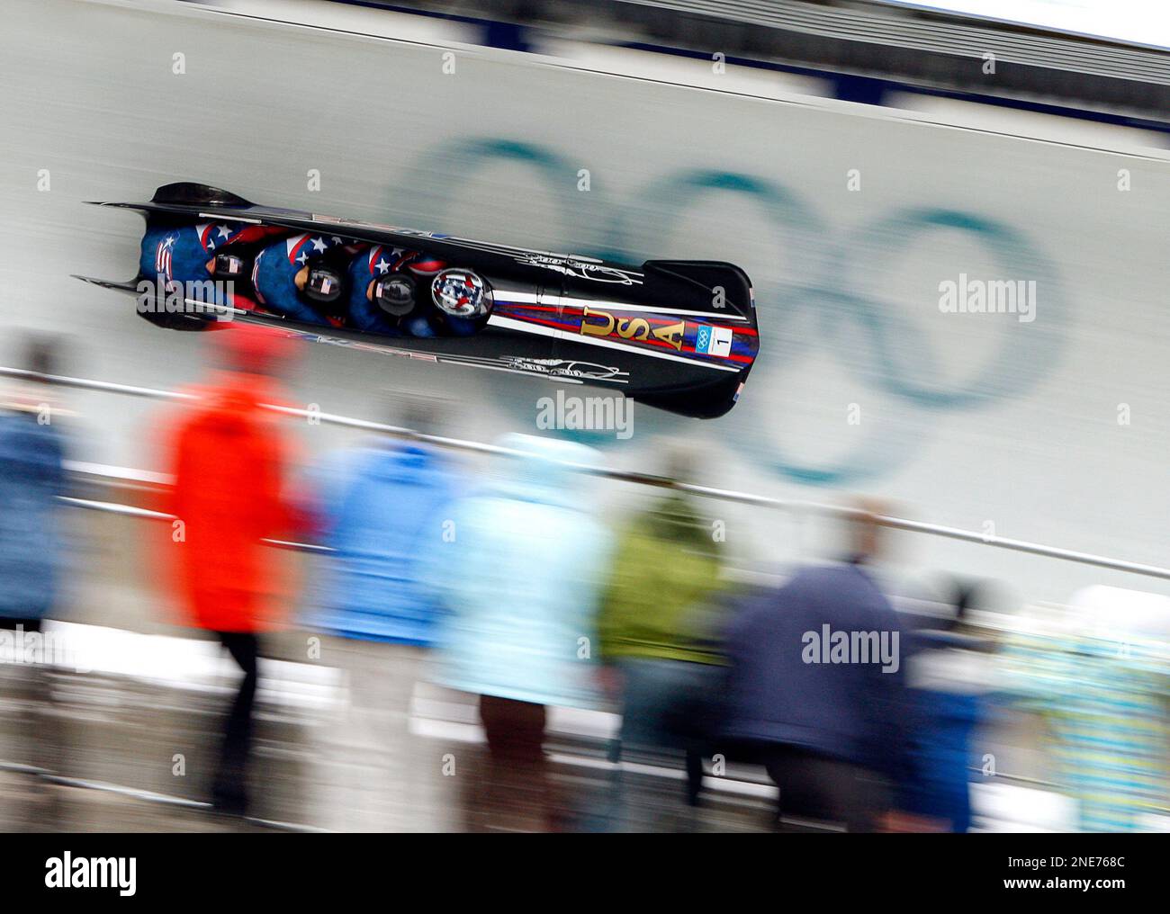 The USA's Steven Holcomb, right to left, Justin Olsen, Steve Mesler ...
