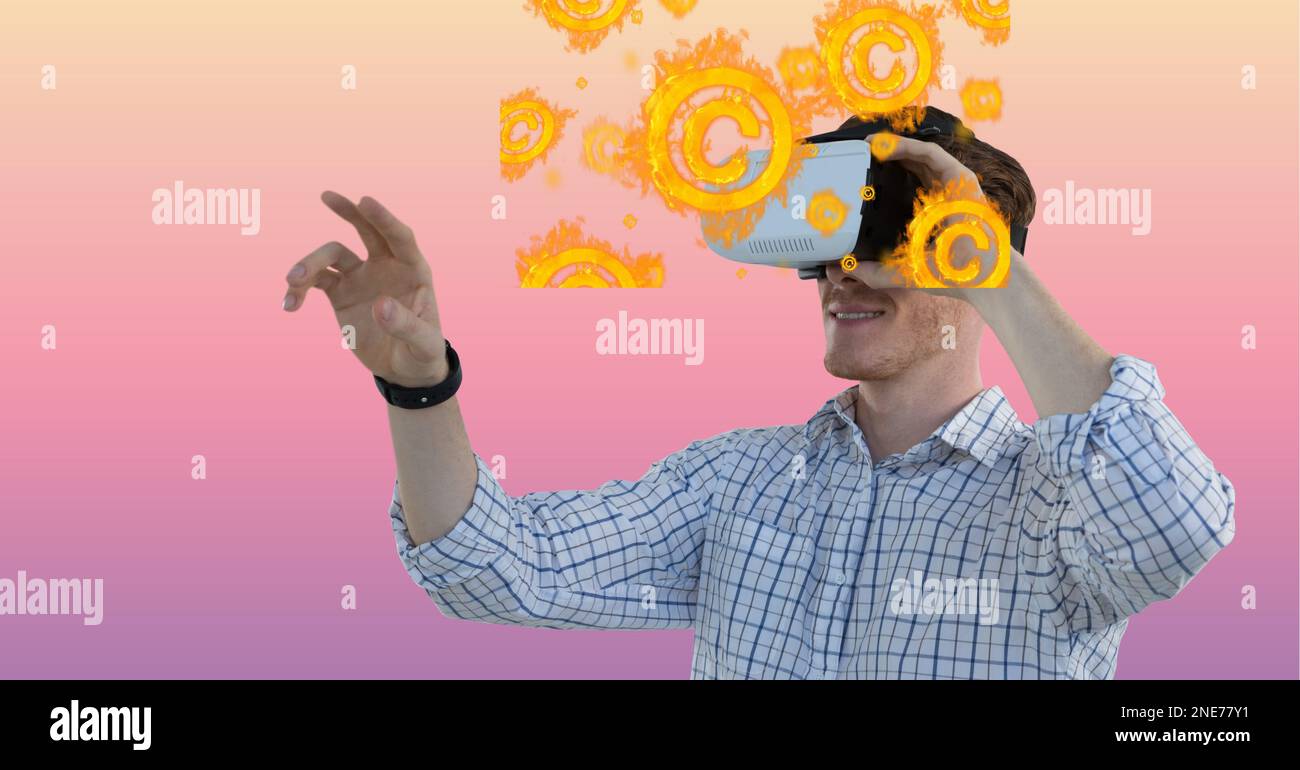 Business man vr headset hi-res stock photography and images - Alamy