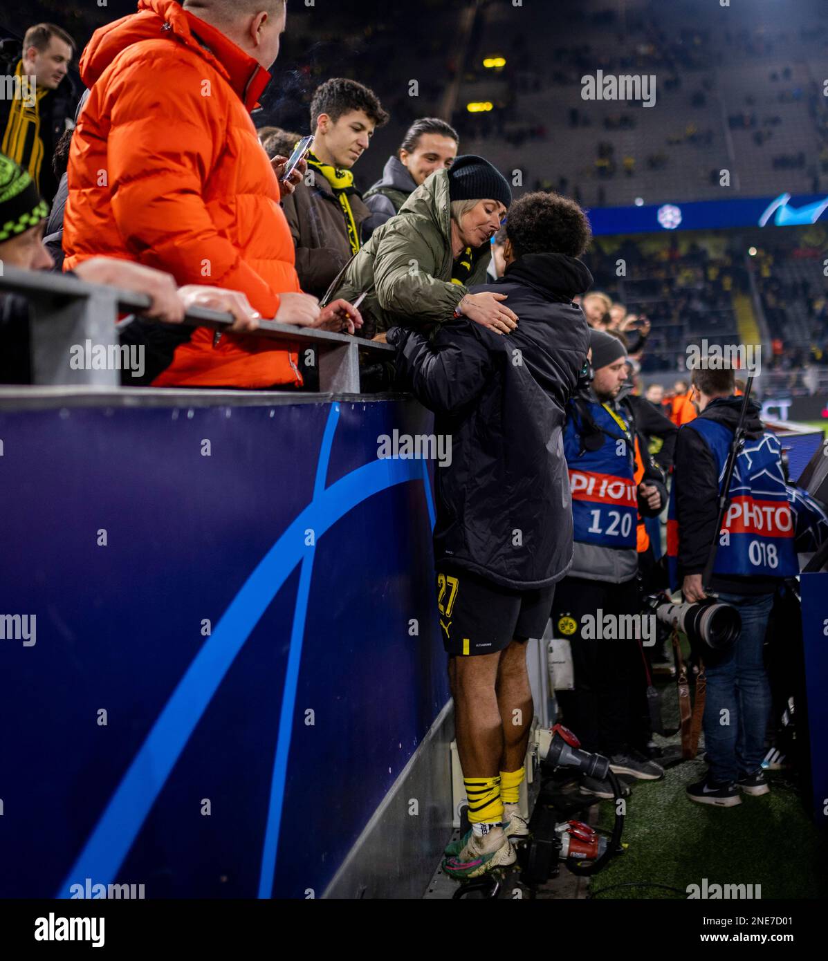 Dortmund, Germany. 15th Feb, 2023. Karim Adeyemi (BVB) mit seiner ...