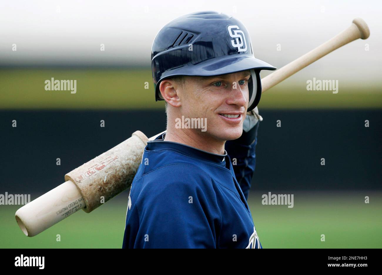 San Diego Padres second baseman David Eckstein waits to hit in the ...
