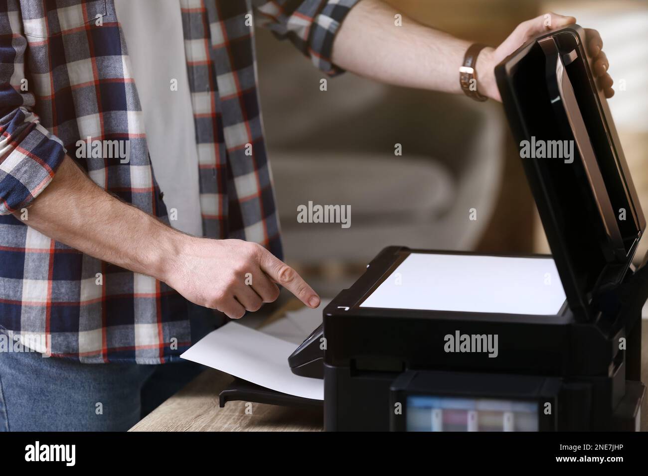 Man using multifunction printer hi-res stock photography and images - Alamy
