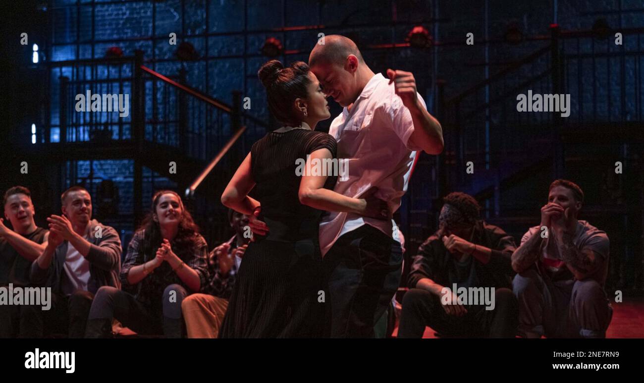 MAGIC MIKE'S LAST DANCE (2023) SALMA HAYEK CHANNING TATUM STEVEN ...