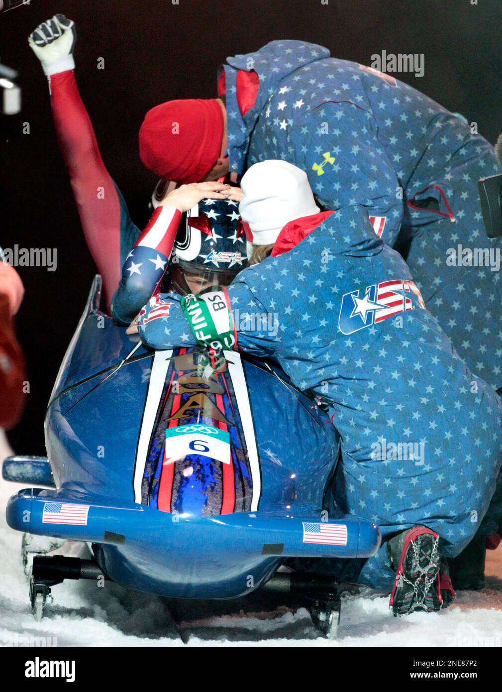 The United States' USA-2, pilot Erin Pac and brakeman Elana Meyers ...