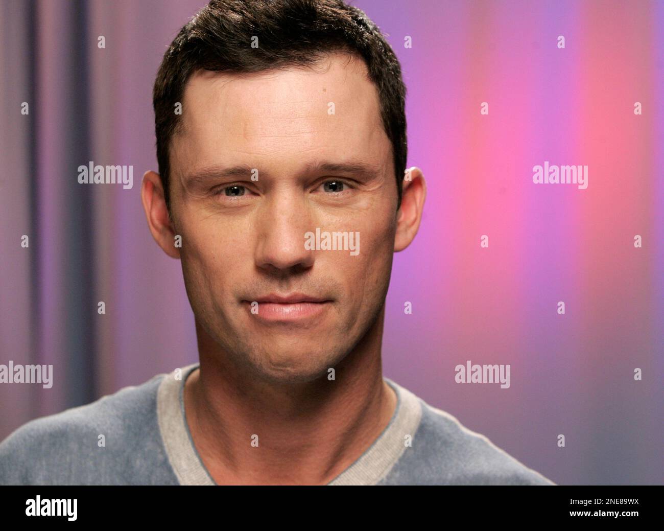 Actor Jeffrey Donovan poses for a portrait Wednesday, Feb. 24, 2010 in ...