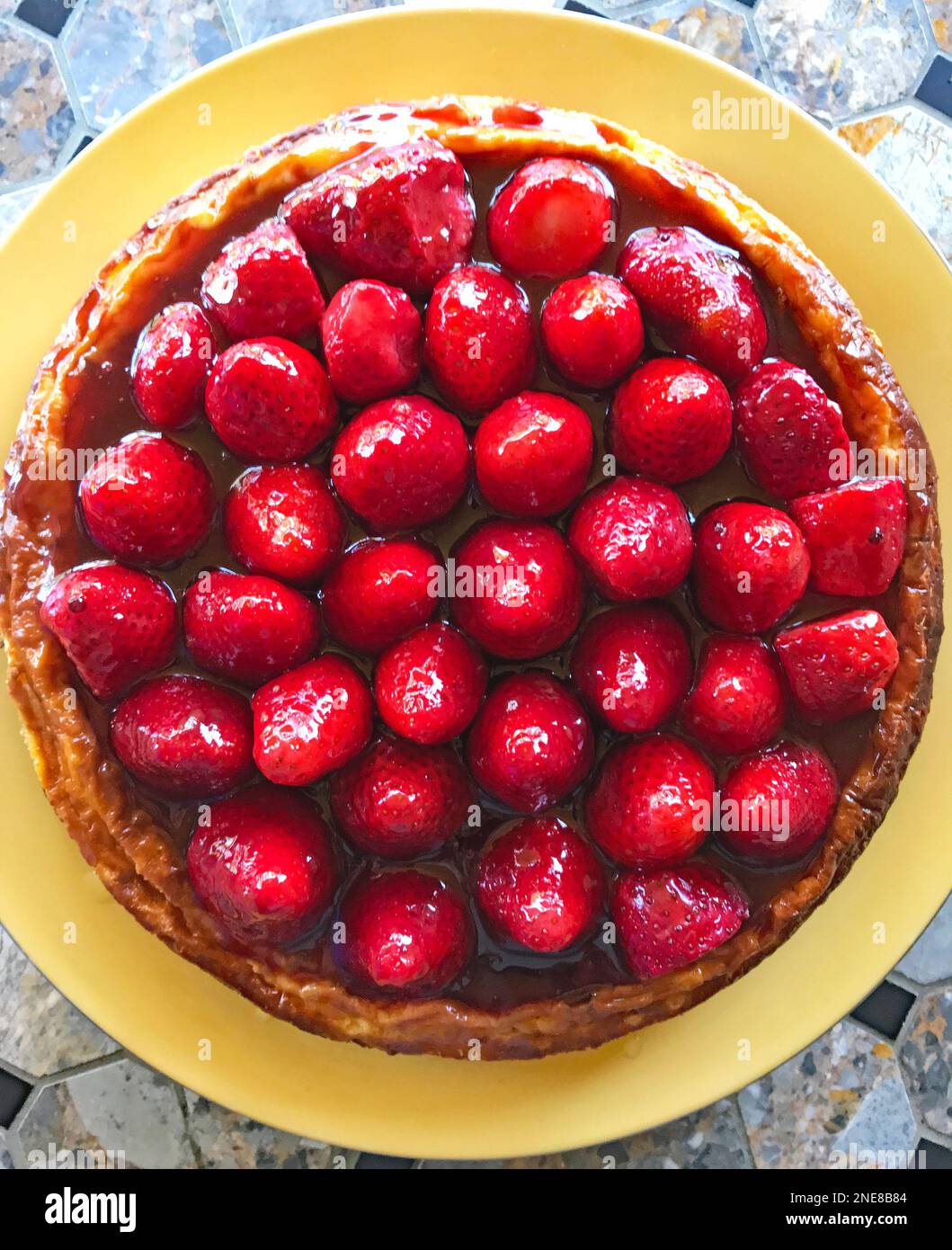 Strawberry cake on plate Stock Photo - Alamy