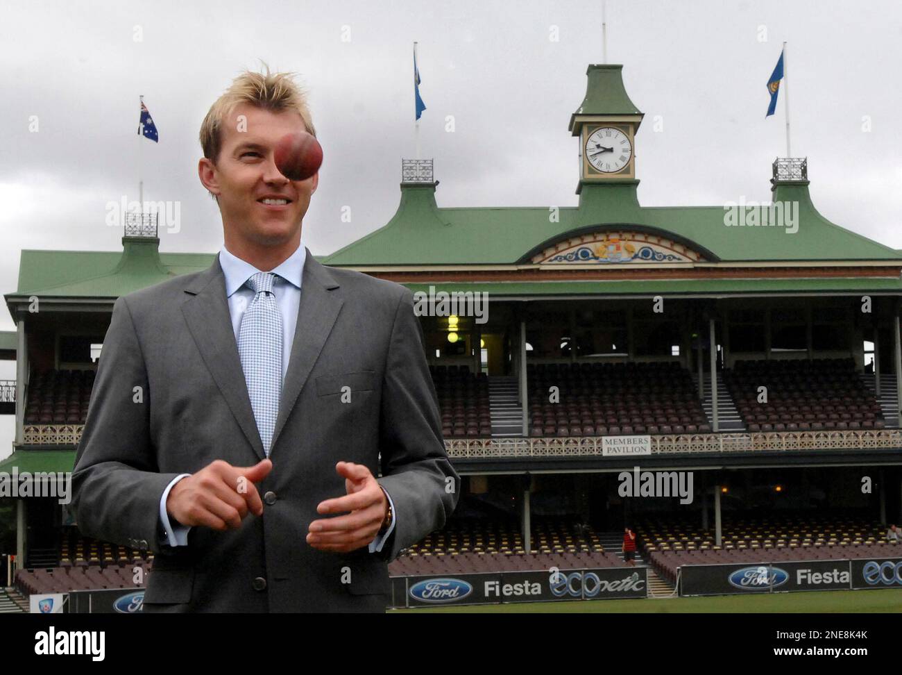 Australian cricketer Brett Lee poses for photographs at the Sydney ...