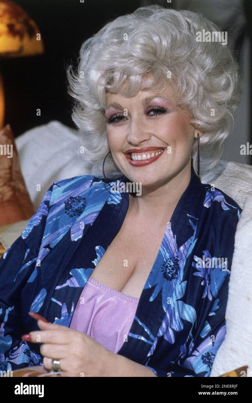 Dolly Parton after BT interview at home of her manager Gallin in Los ...