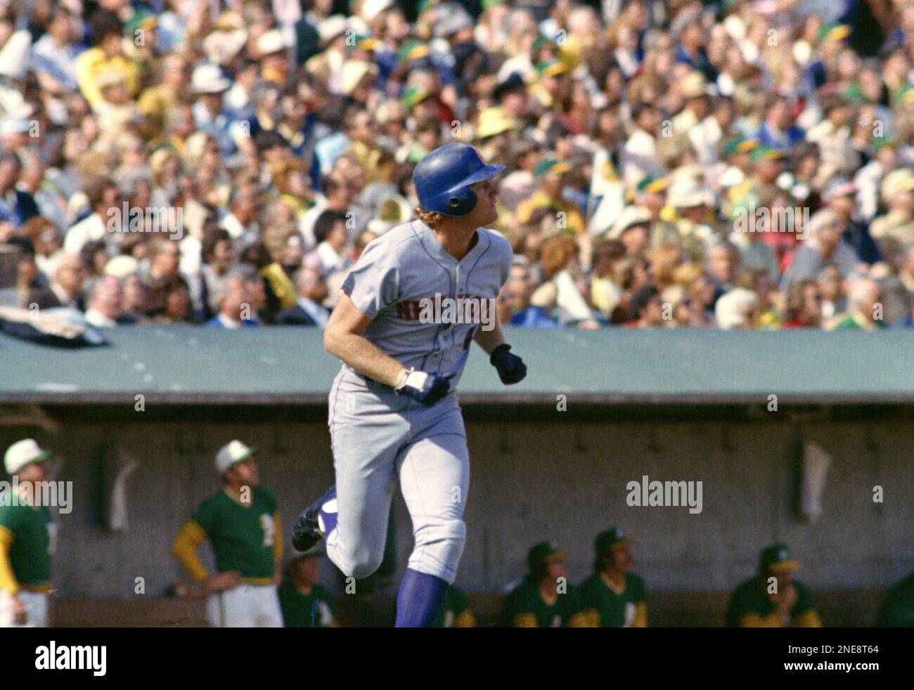 Rusty Staub of New York Mets outfielder, bats in final game of the ...