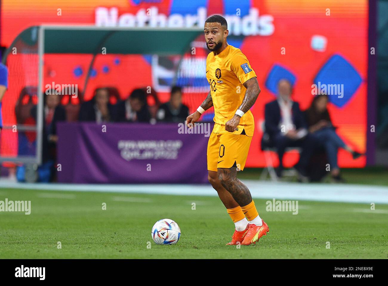 DOHA, QATAR - DECEMBER 03: Memphis Depay during the FIFA World Cup ...