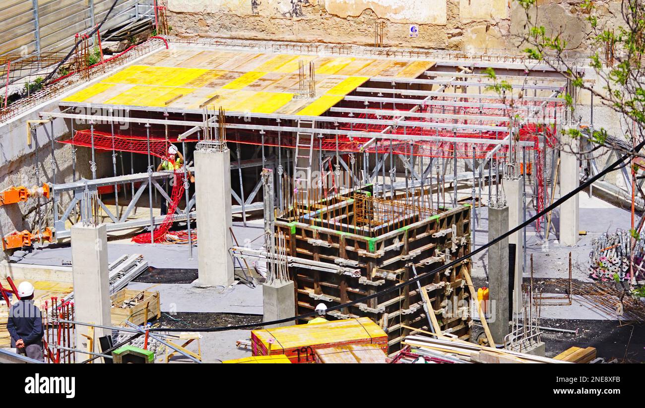 Concrete pouring in the construction of a block of flats in Barcelona ...