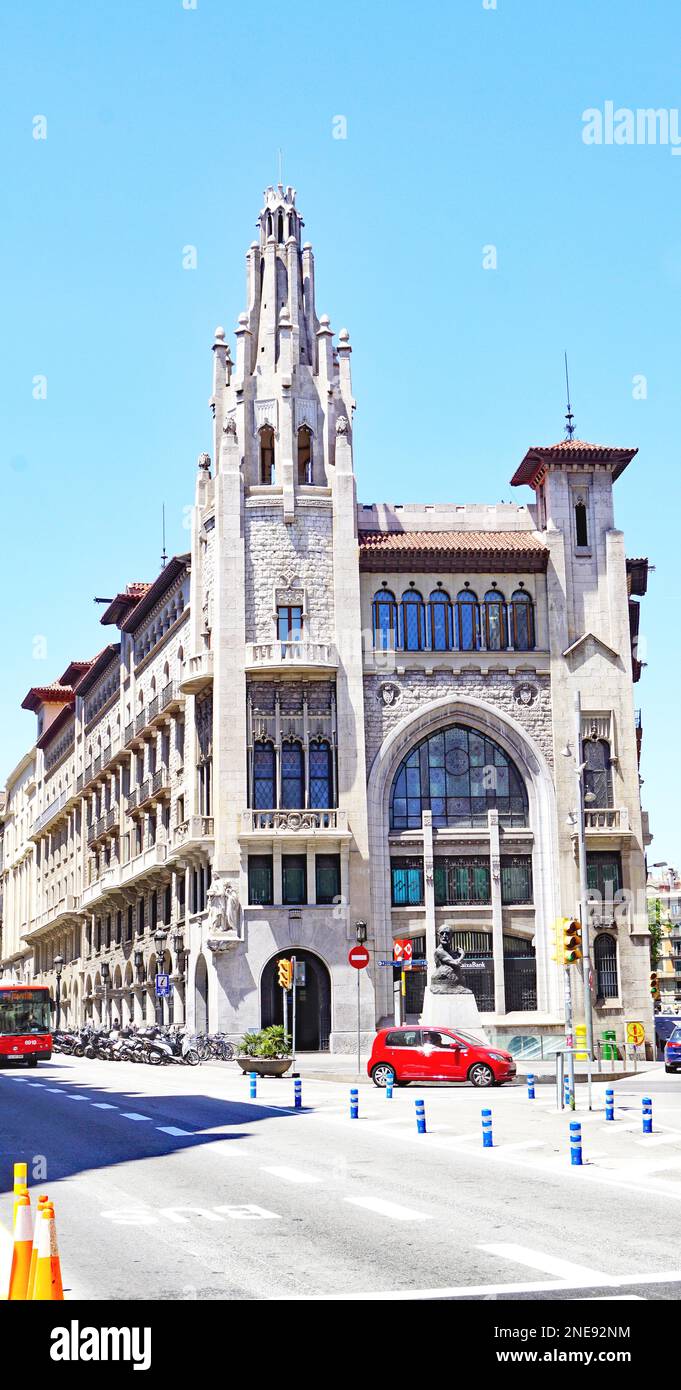 Classic Catalan architecture buildings in Barcelona, Catalunya, Spain ...