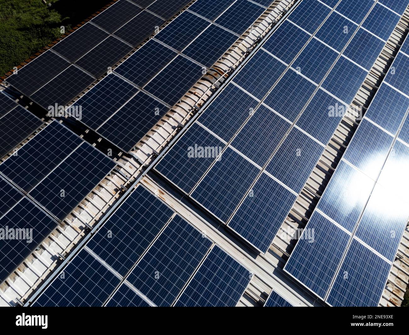 Solar panels shot drone hi-res stock photography and images - Alamy