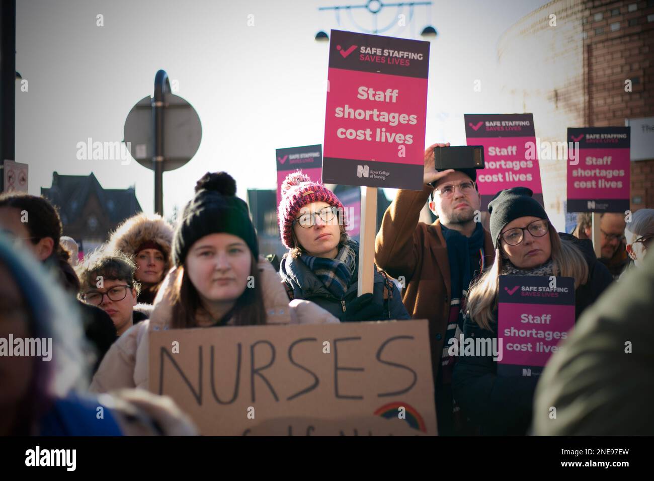 Nurses striking on the picket line outside Leeds General Infirmary ...