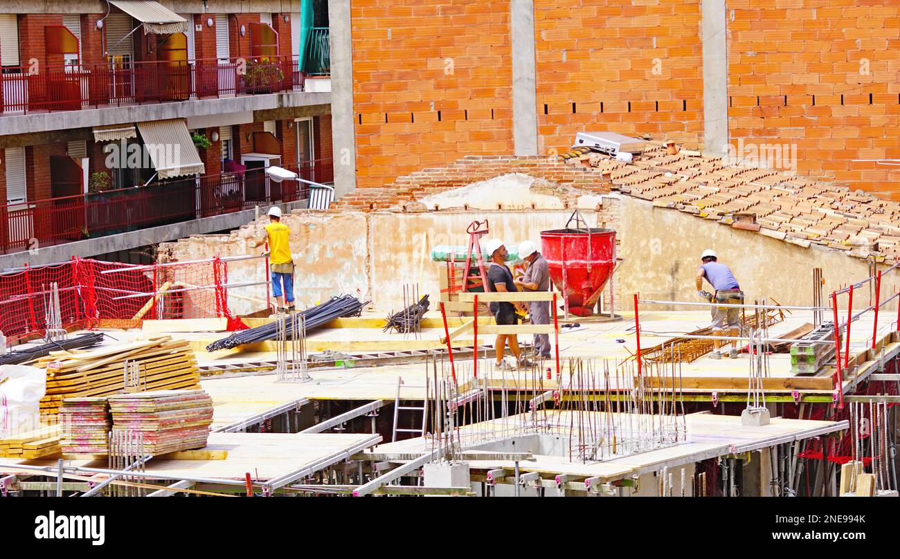 Construction works of a block of flats in Barcelona, Catalunya, Spain ...