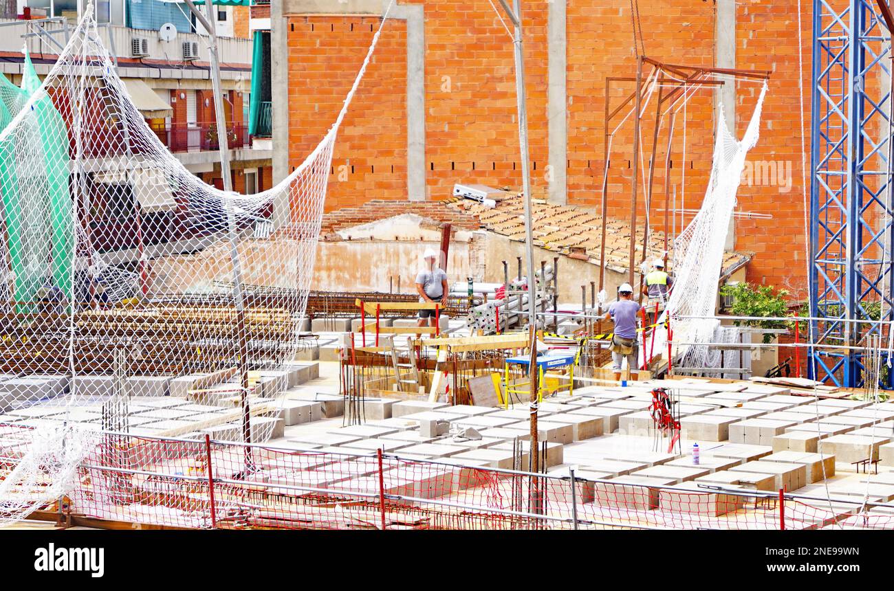 Construction works of a block of flats in Barcelona, Catalunya, Spain ...