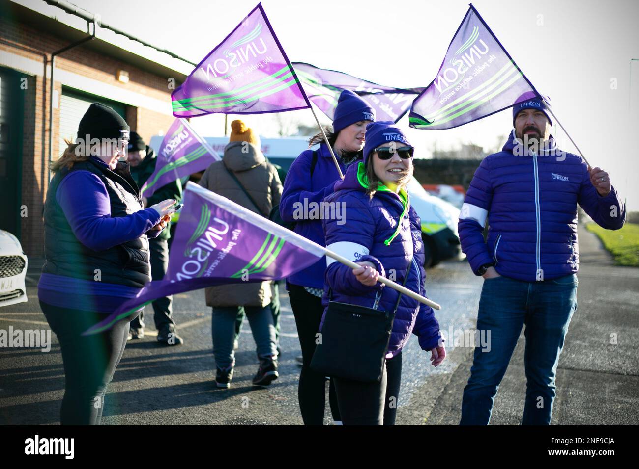 Ambulance staff members in hi-res stock photography and images - Alamy